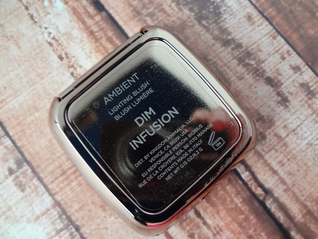 Hourglass Ambient Lighting Blush – Dim Infusion Review – Robin L. Cole