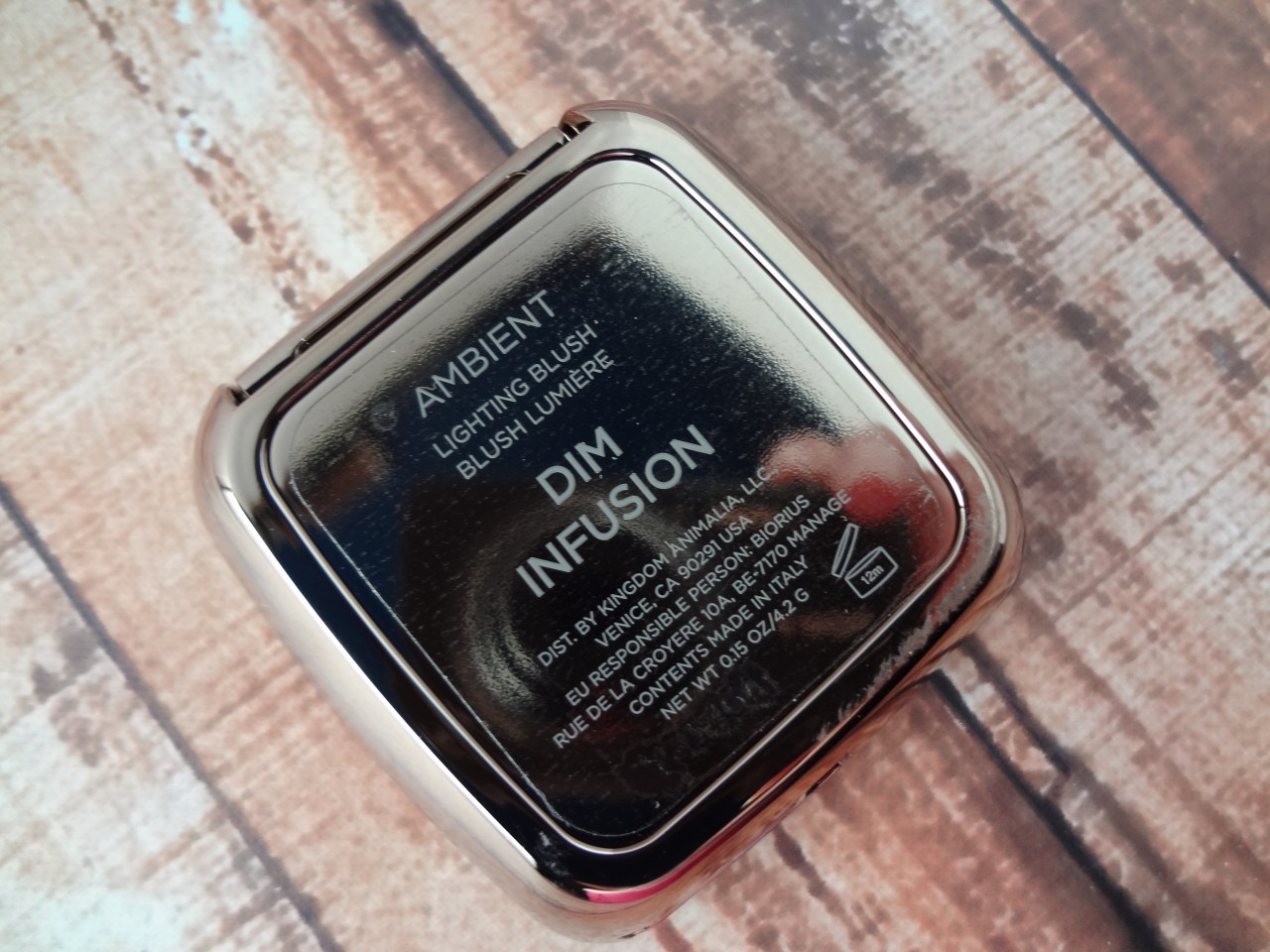Hourglass Ambient Lighting Blush – Dim Infusion Review – Robin L. Cole